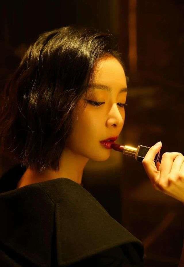 After finally becoming famous through "The Knockout", Su Xiaoding is so ...