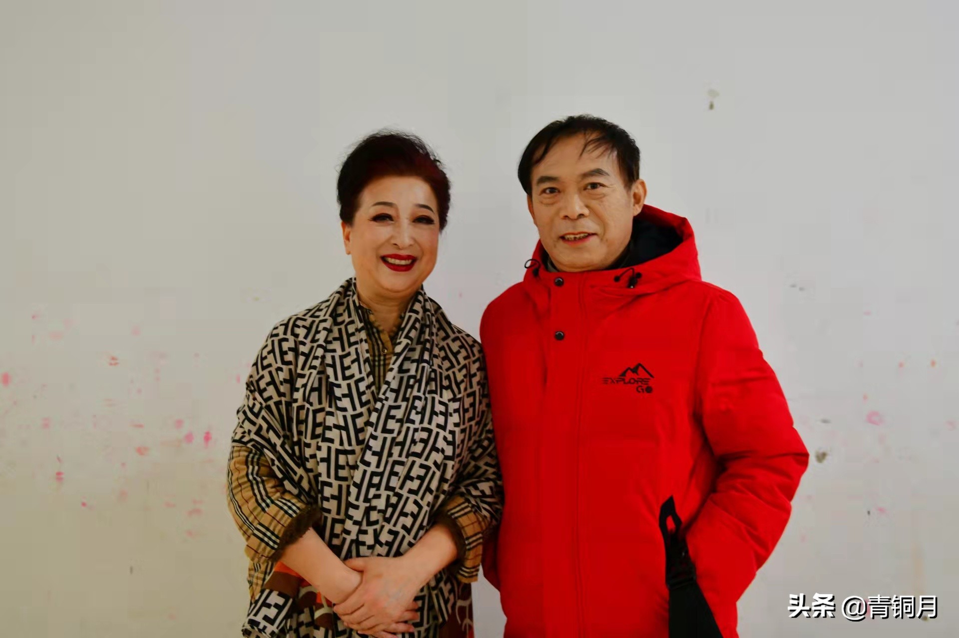 I perform on the same stage with Wang Quanzhen and Bai Qing ...