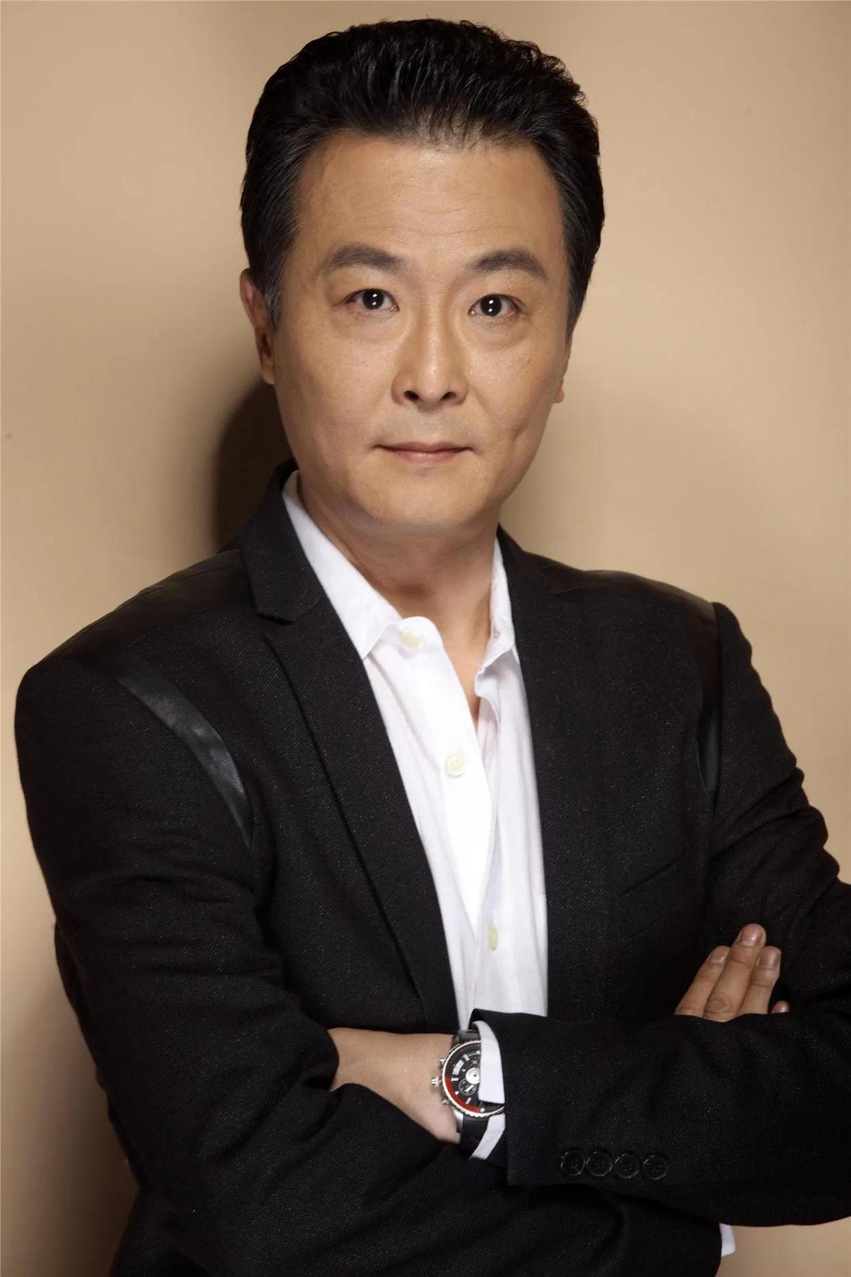 Actor Qian Bo: When he was young, he went to Japan to study abroad for ...