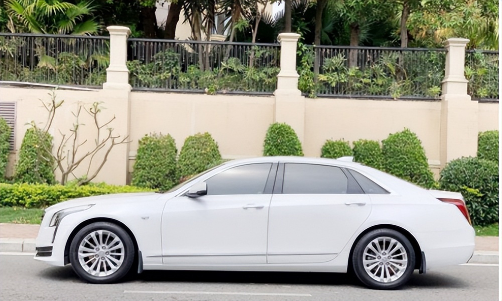 The post-80s CT6 car has a feeling - iMedia