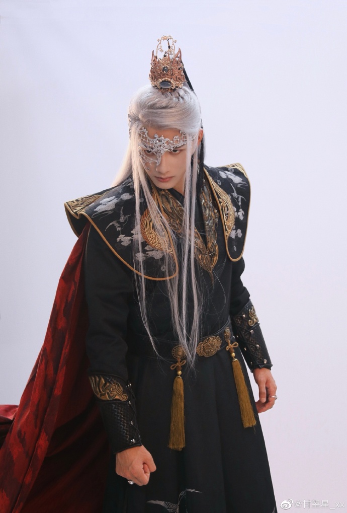 7.4 Picture: Yang Ying, Gong Junjing, Tian Jing, Ju Jingyi, Yu Shuxin ...