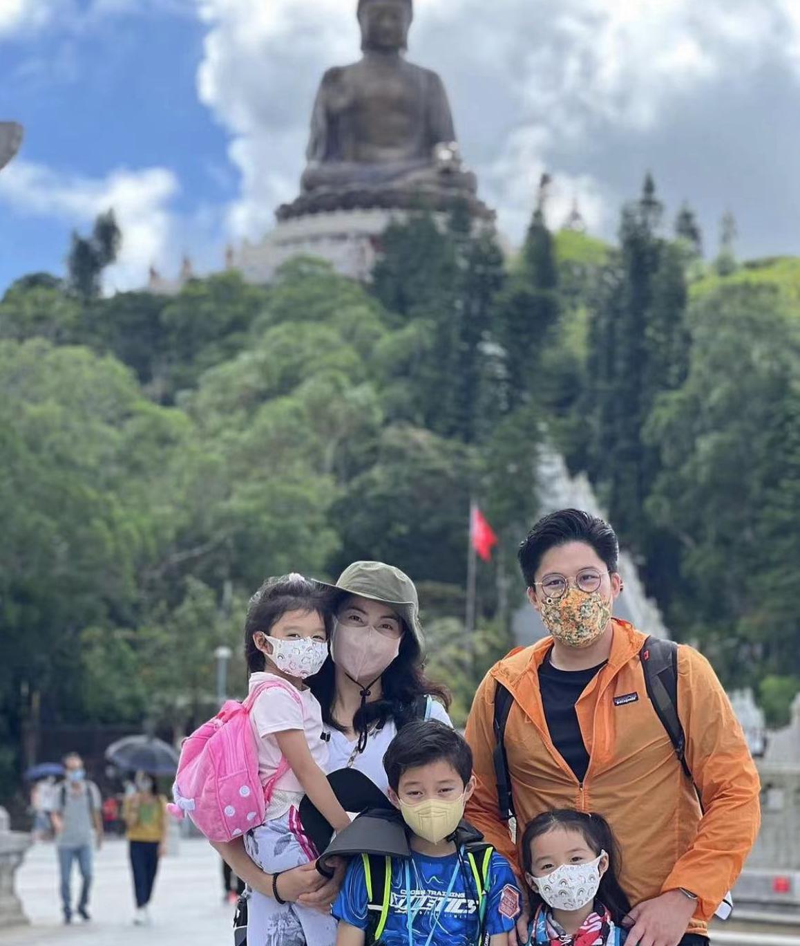 Guo Jingjing and his wife are too sweet! Celebrating the birthday of ...