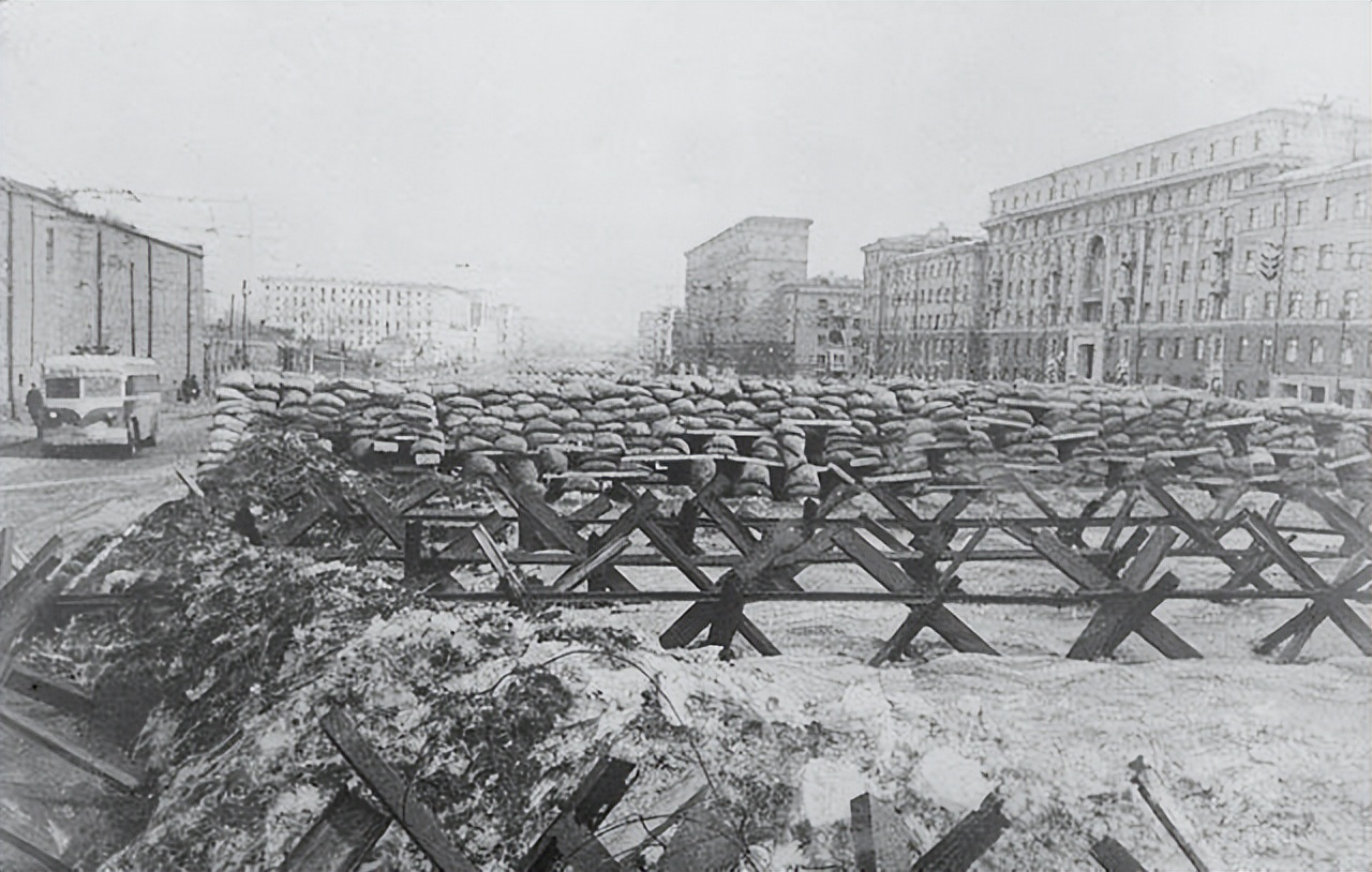 How did the anti-tank equipment during World War II, the "Czech ...