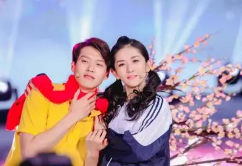 Facts have proved that Wei Daxun, who is "cute and cheap", has already embarked on another road ...