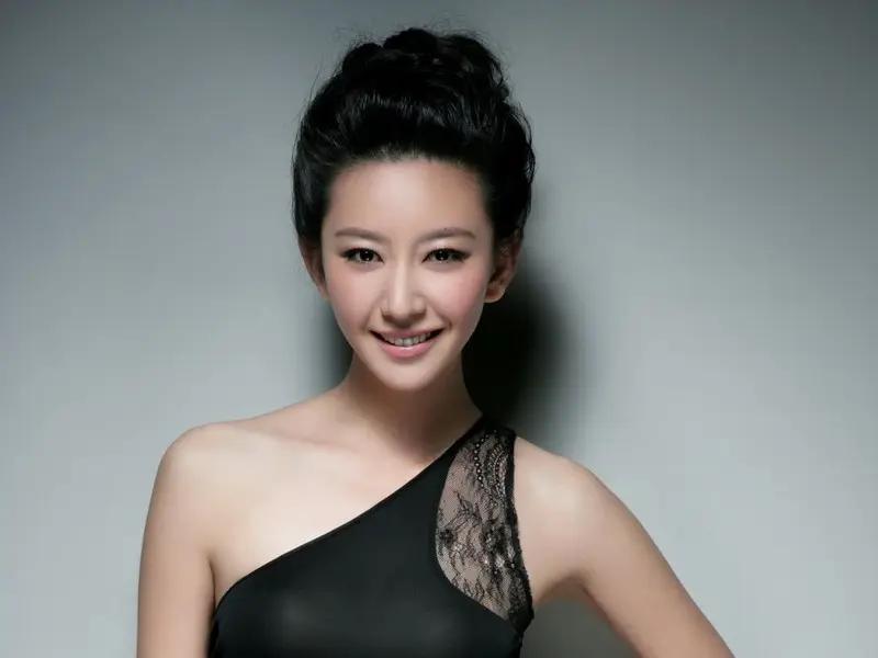 Mingyang Entertainment—Beauty Star—Tang Yifei - iNEWS