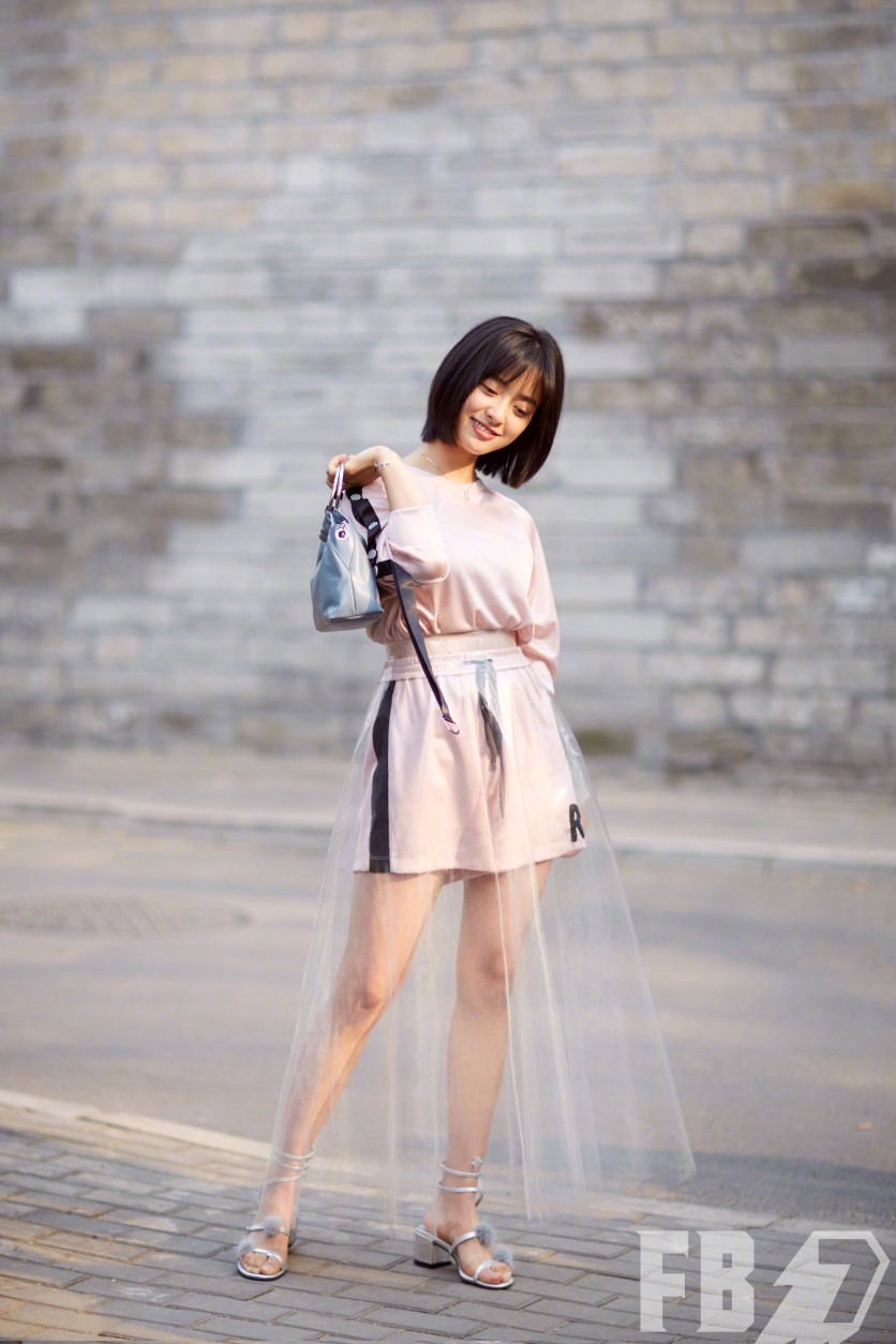 Shen Yue, pure and lovely beauty - iNEWS