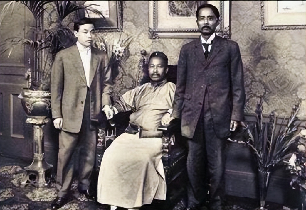 Kang Youwei fled overseas and became rich, where did his money come ...