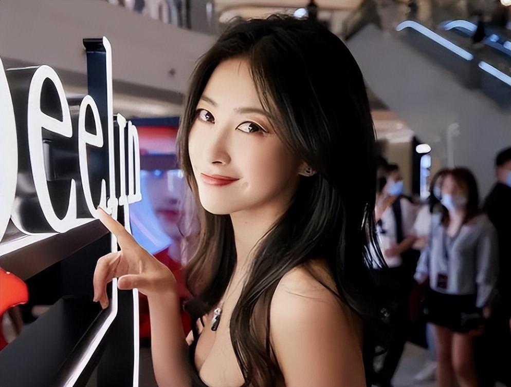 "Beijing celebrity" Zhu Zhu's rough love history: loved four men in her ...