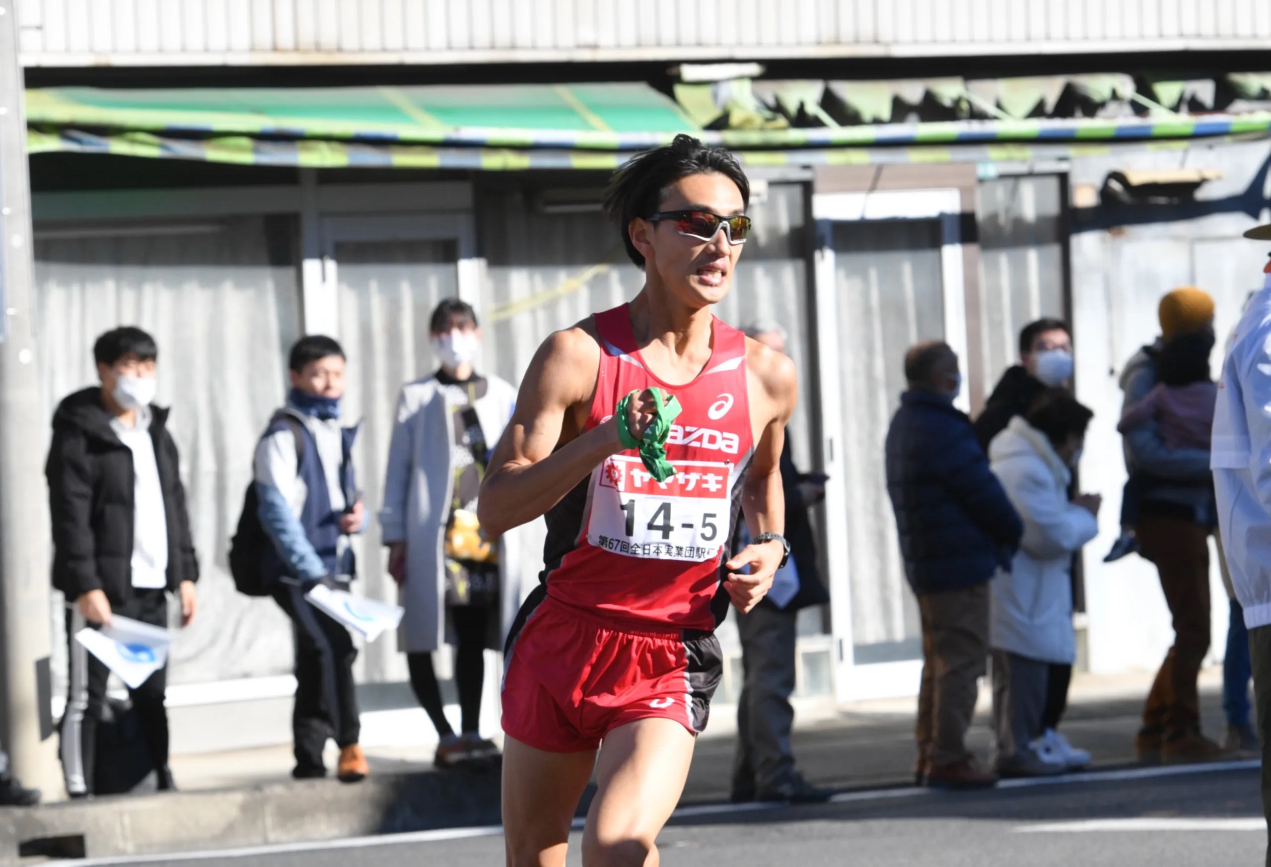 Fangjun won the championship in 1 hour, 1 minute and 37 seconds in ...
