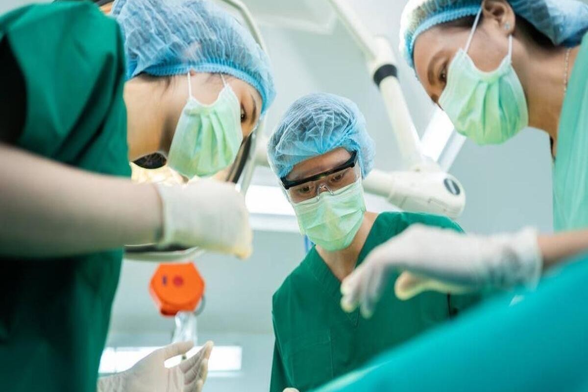 Is the surgical fee considered a bribe? If you don't pay, no expert ...