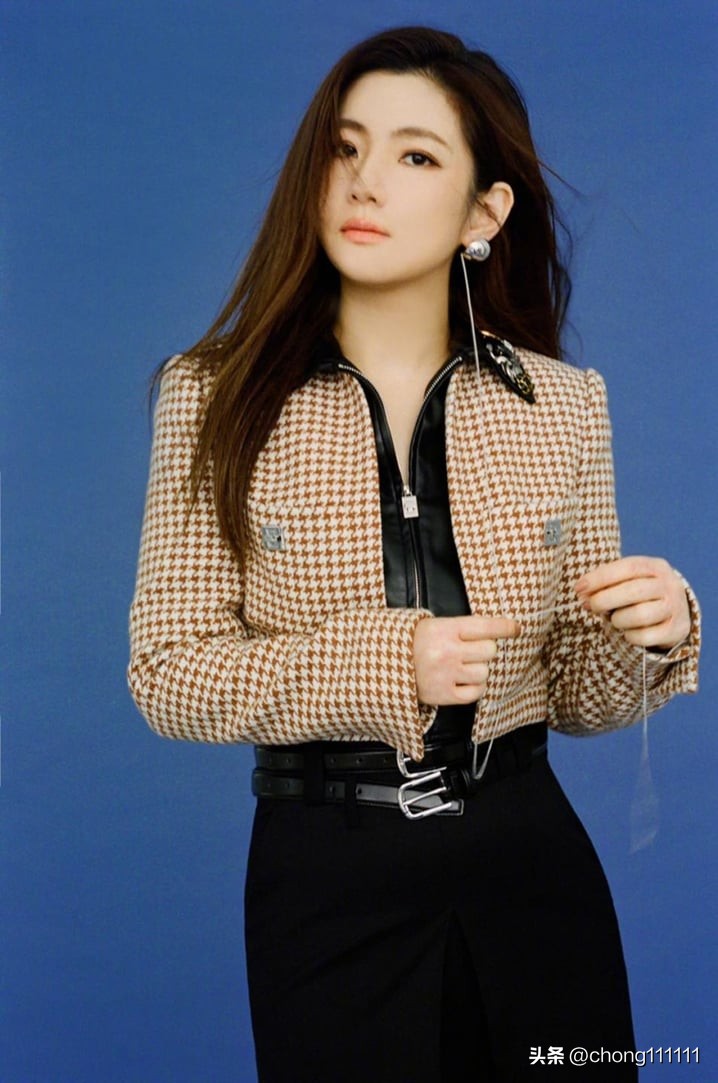 Selina's first public photos of pregnant women! Her eyes are gentle and ...