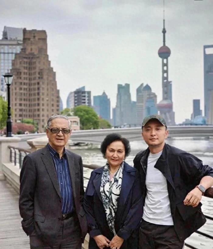 Popular CCTV host Xiao Ni: Rumors of divorce are spreading, and he has ...