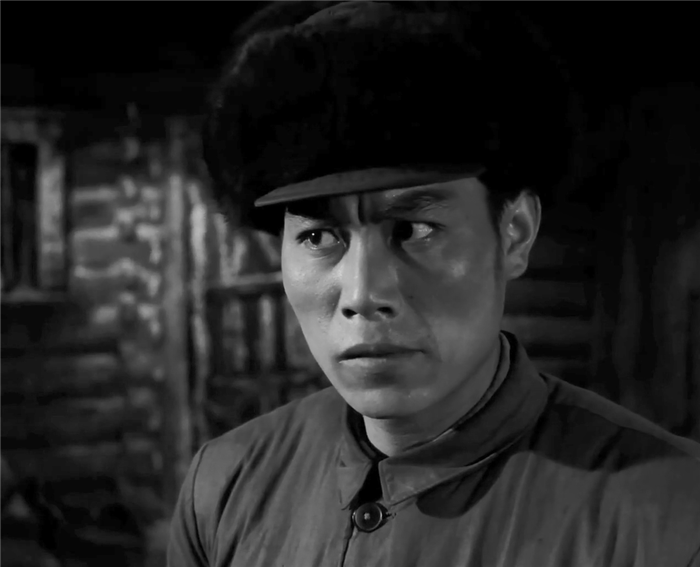 1960's "Lin Hai Xue Yuan": Wang Runshen played Yang Zirong alive ...