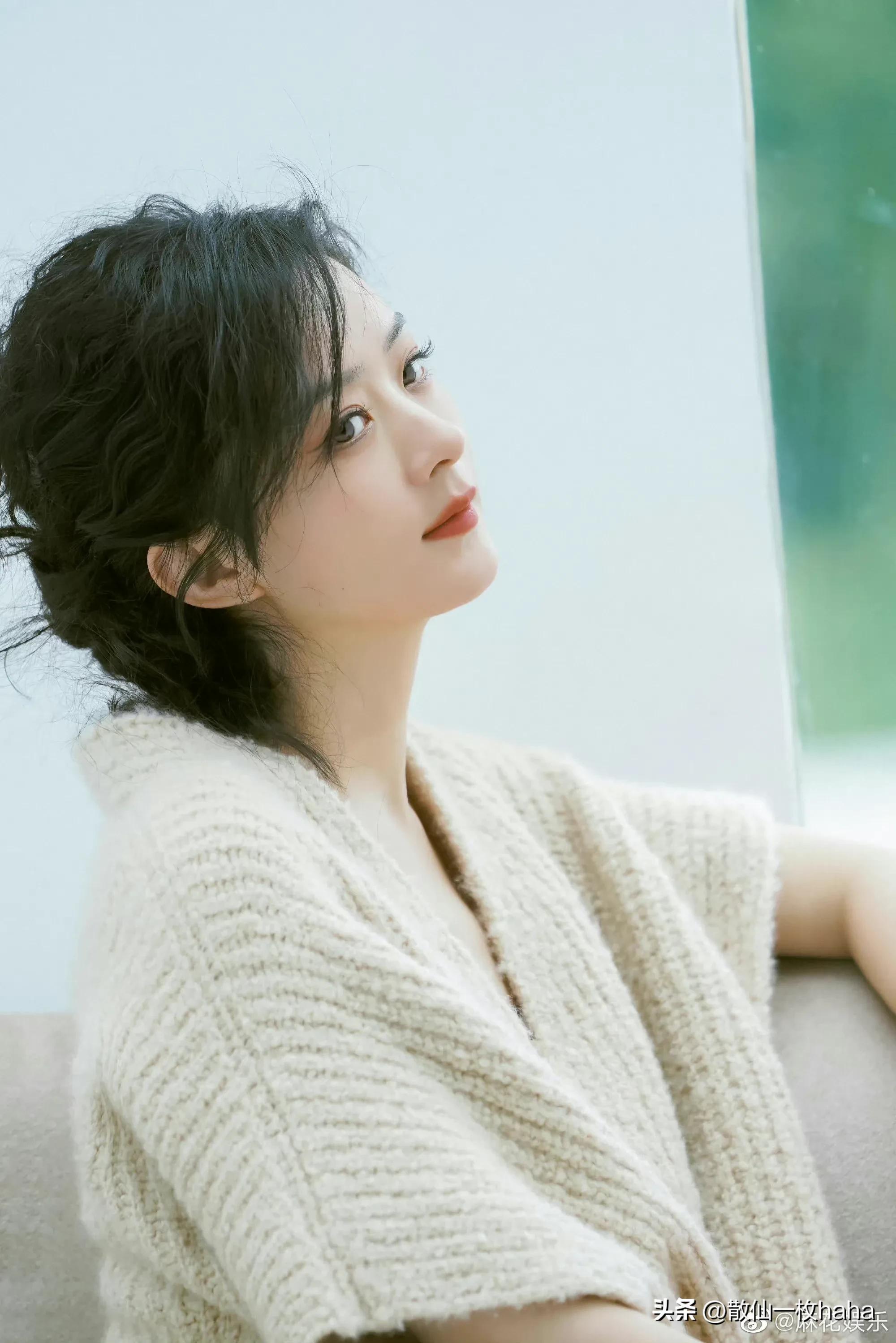 How can Zhao Liying be so beautiful!Wool roll blockbuster photos are ...