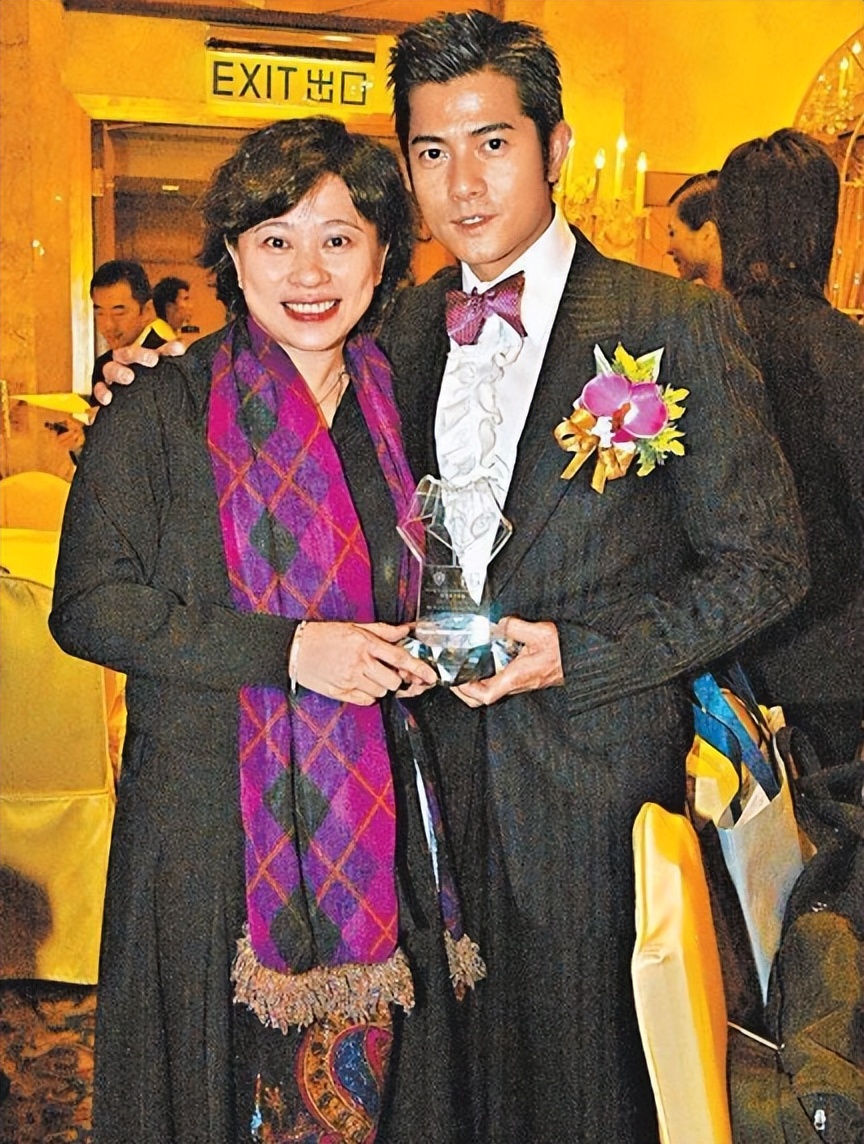 Well-known female agent in Hong Kong: Accompanying Aaron Kwok for 30 ...