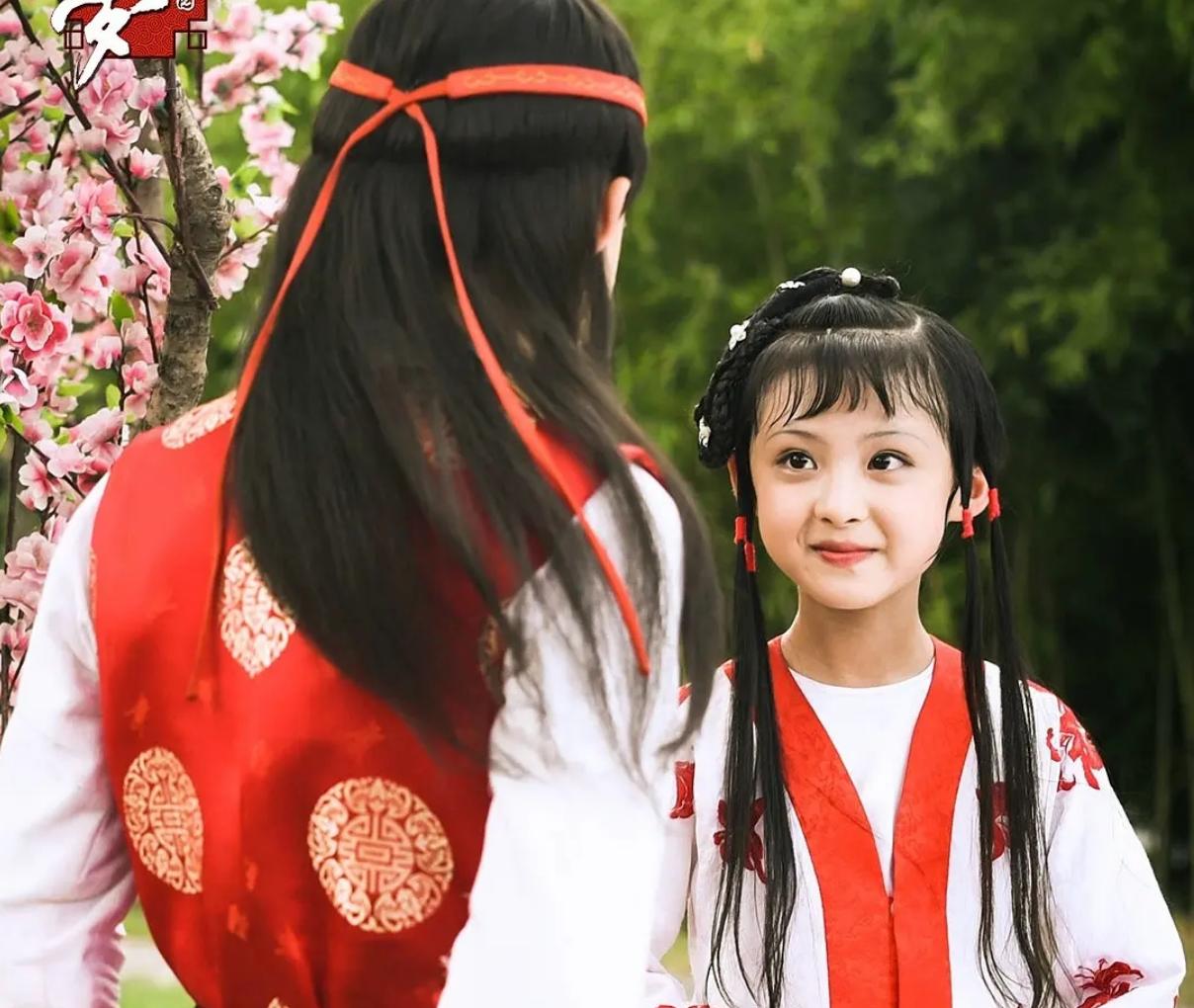 Daiyu and Baoyu never talk about their official career. Is it because ...