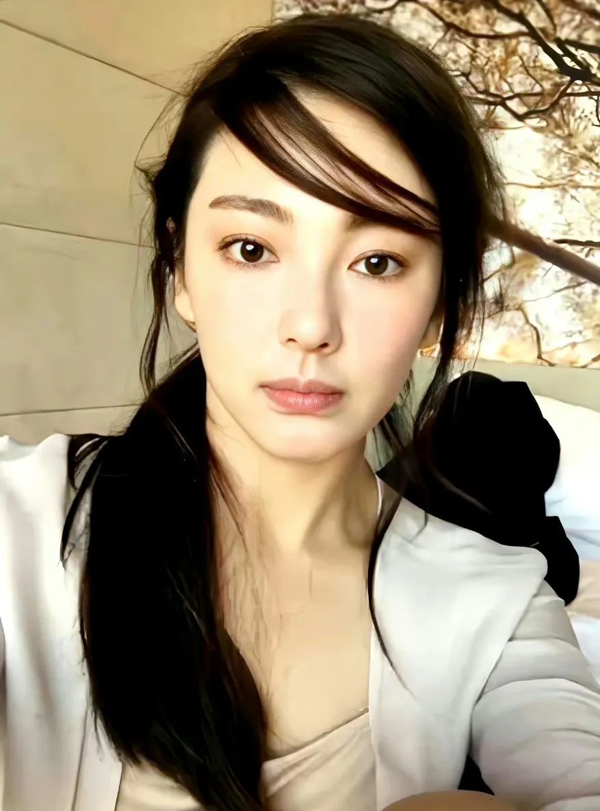 Zhang Yuqi, Zhao Lusi, Huang Xiaoming, Guan Xiaotong, Xu Liang - iNEWS