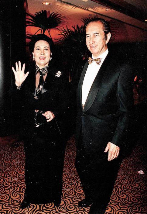 Why can Stanley Ho still have children at the age of 78? 4 Aunt Liang ...