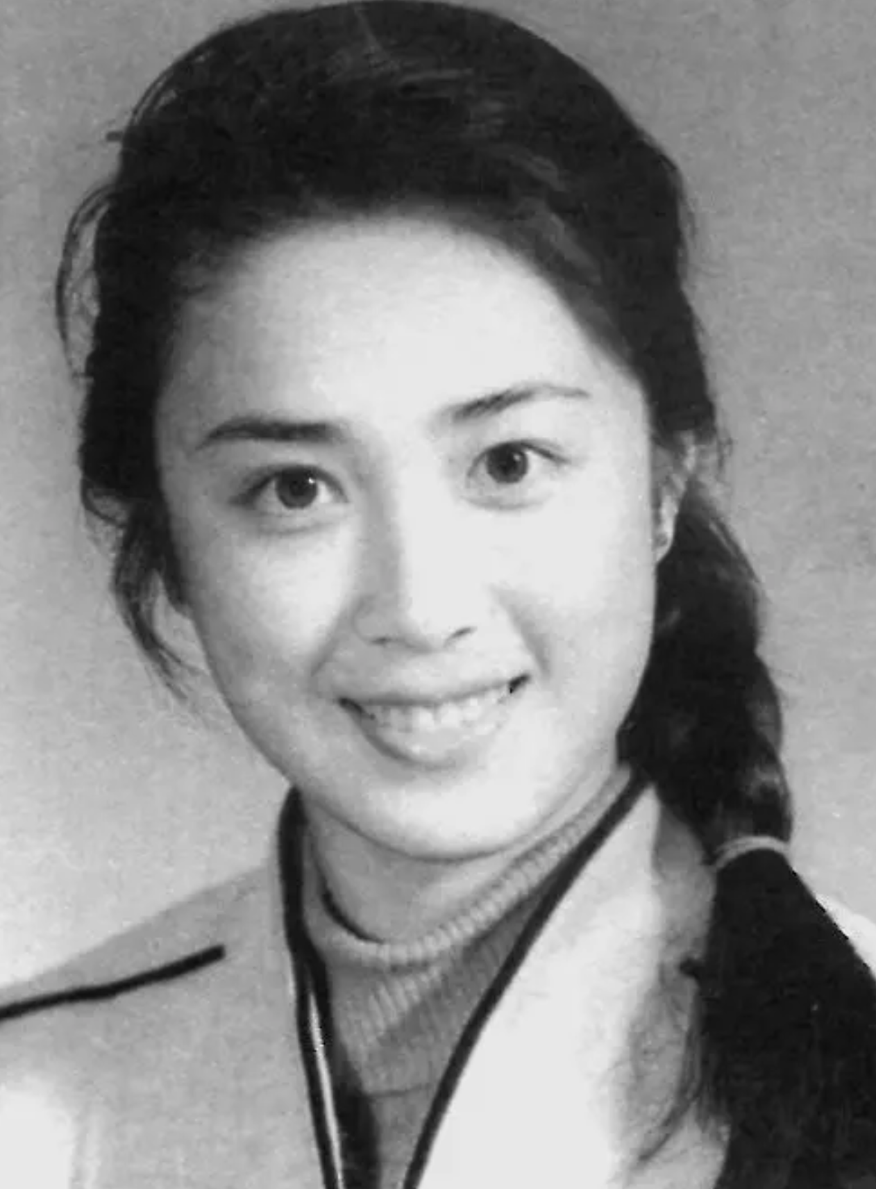 Fu Yiwei's falling life, and the 2 important men she loved in her life ...