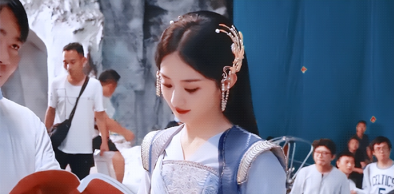 [Yi Nian Guan Shan] All the beauties?Liu Shishi and Chen Duling are ...