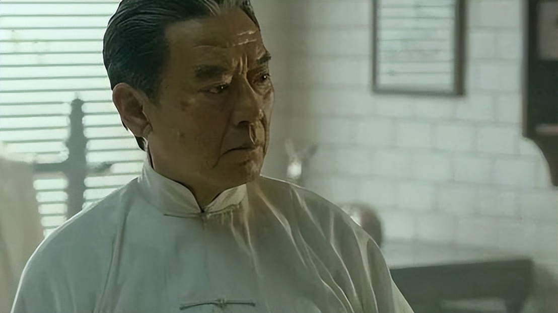 The shadow of childhood is different. Li Liqun's flick smashed many ...