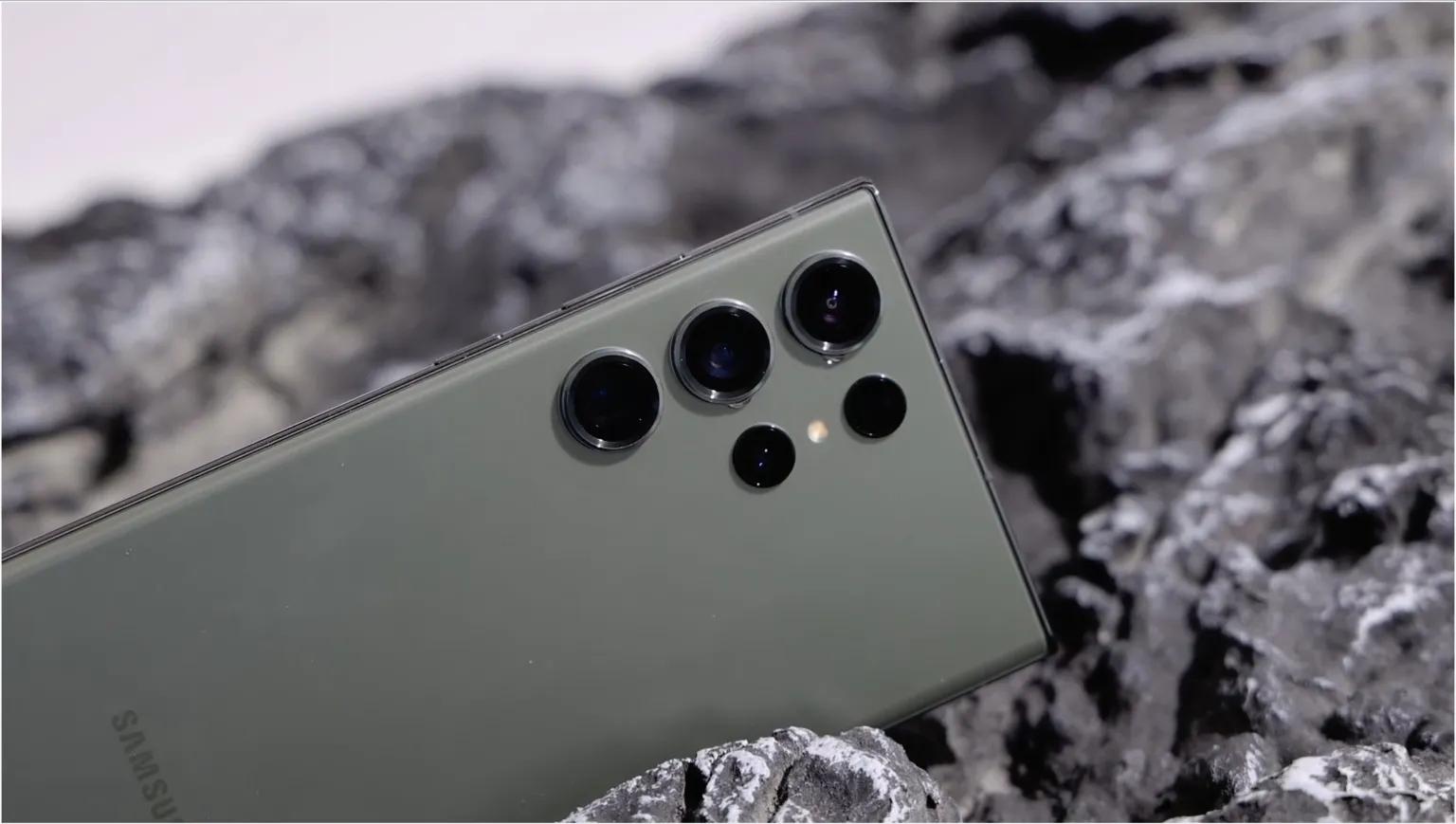 A screen is a visual feast, the ultimate experience of the Samsung ...