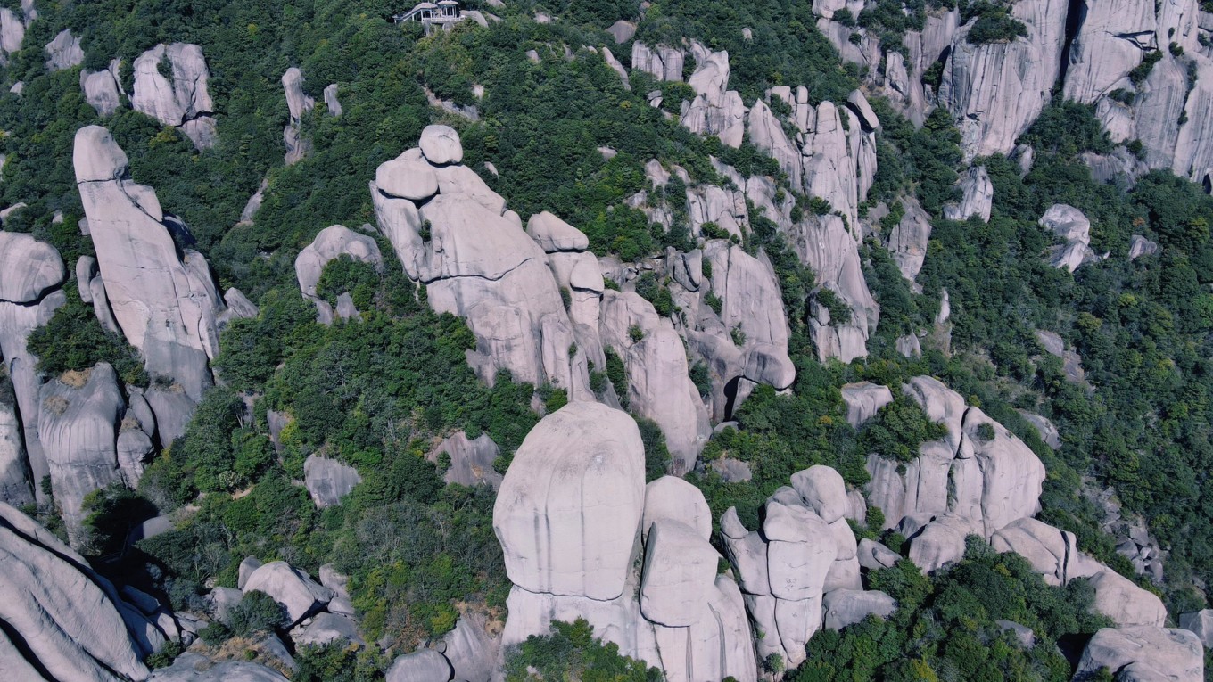 Climb to Haixian Mountain and watch the sunset at Taimu Mountain in ...