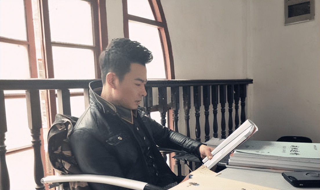17 years ago, he spent 2.6 million yuan to buy two courtyard houses. Yu ...