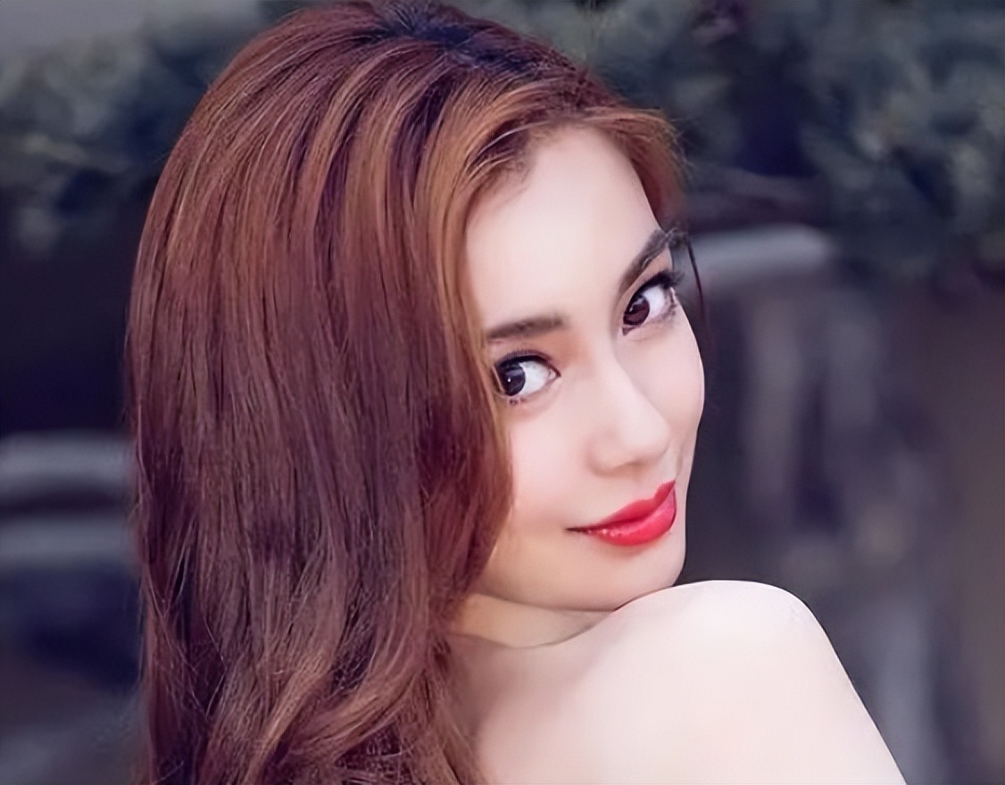 Huang Xiaoming was revealed to be in a new relationship again, Ye Ke ...
