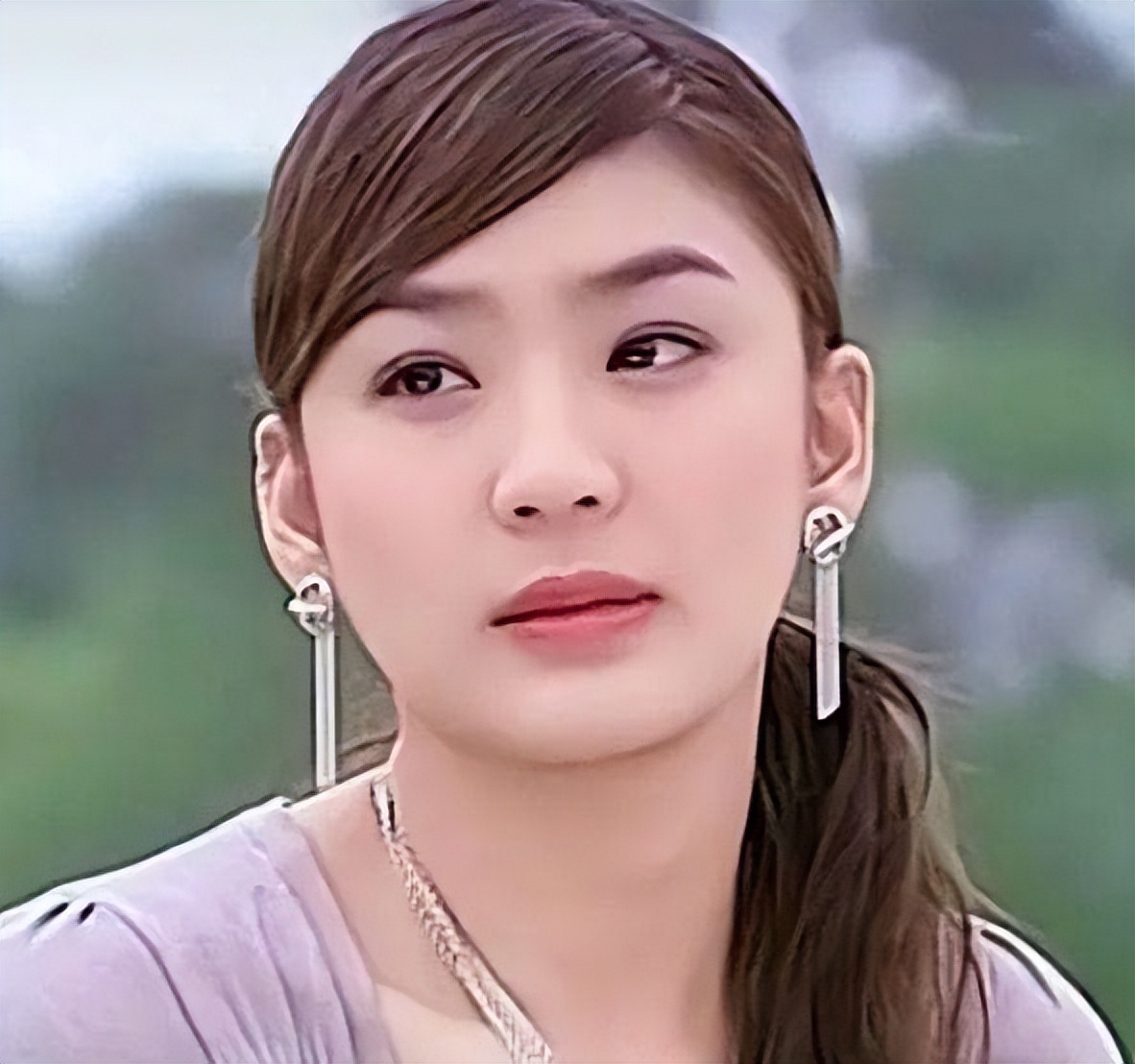 Hong Xiaoling: Born as a model, she created the classic "Ou Yaruo". - iNEWS
