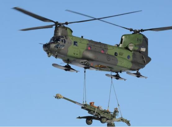 The famous Chinook transport aircraft has been parked in China for 49 ...
