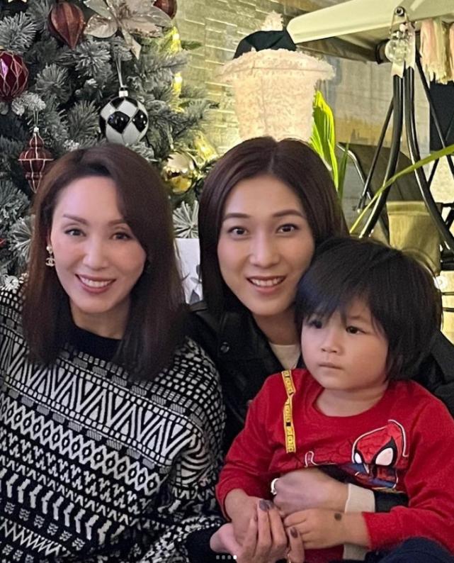 Full of memories to kill!Zhong Jiaxin and Lin Wenlong's family are ...