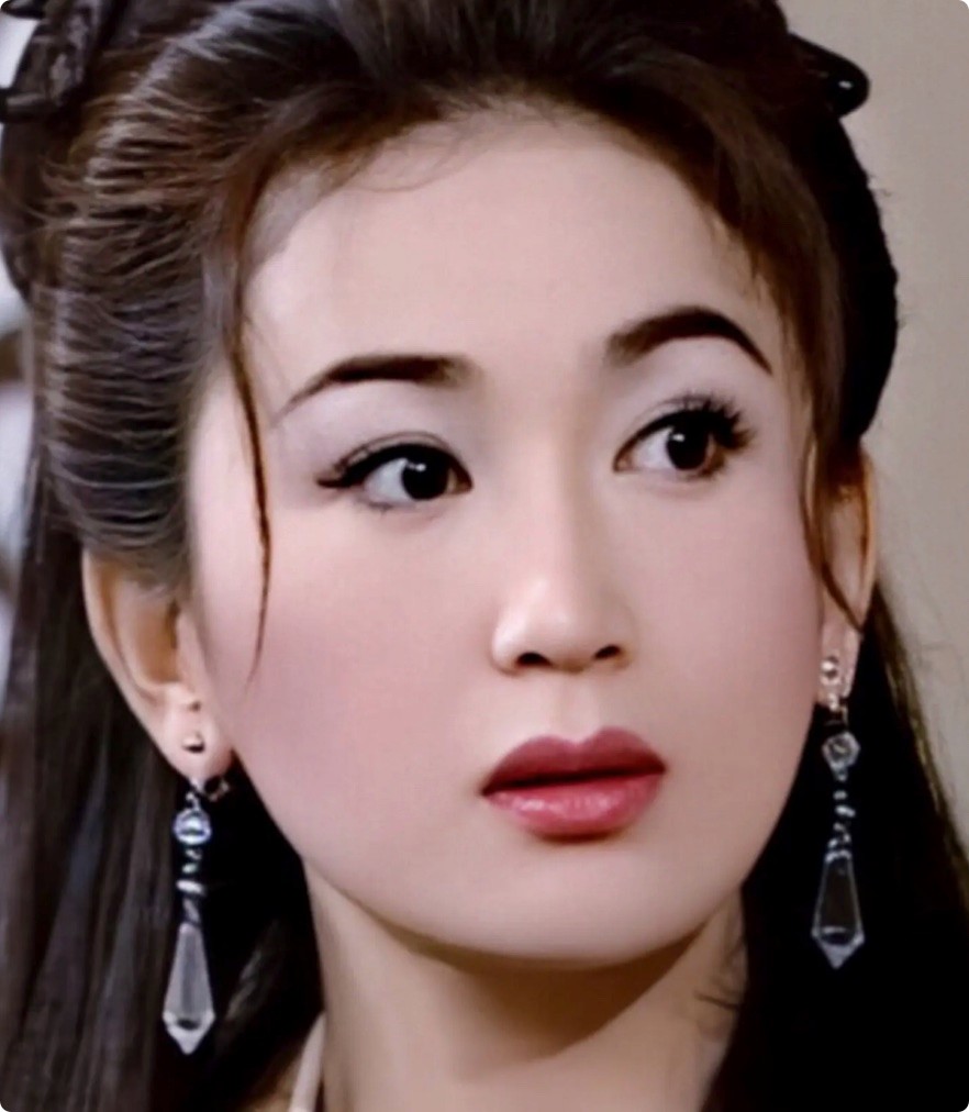 This time it was the turn of the director of "Fengshen" to overturn. As soon as the human breast ...