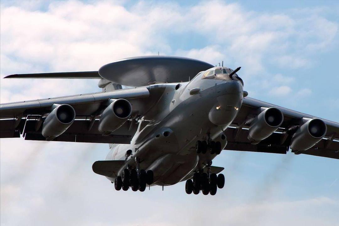 The new "flying radar" will cover half of Europe, and the A-50 ...