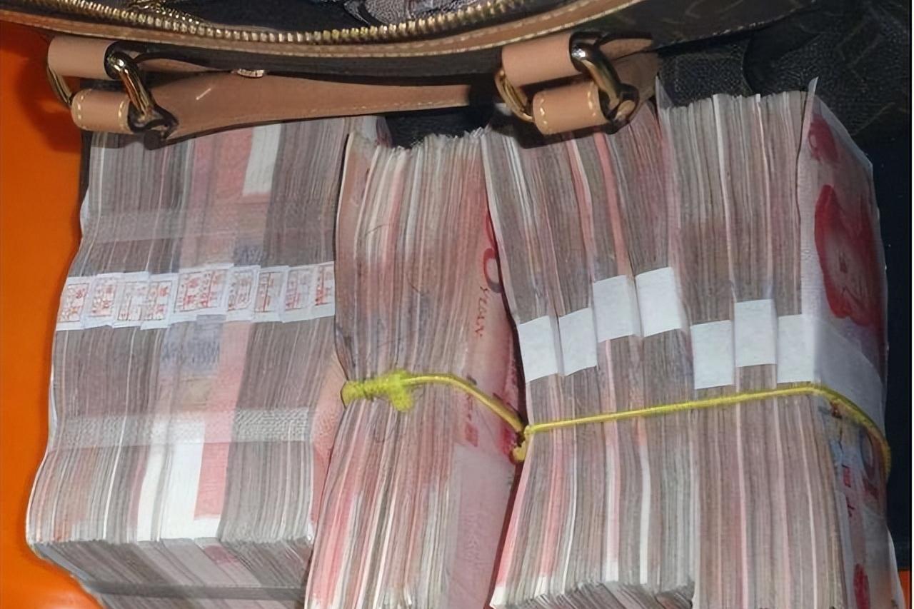 Documentary review: Xu Xiaogang, the "police scum", is obsessed with ...