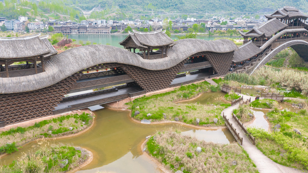 The bridge in Hayao Miyazaki's animation is the longest in Asia and has ...