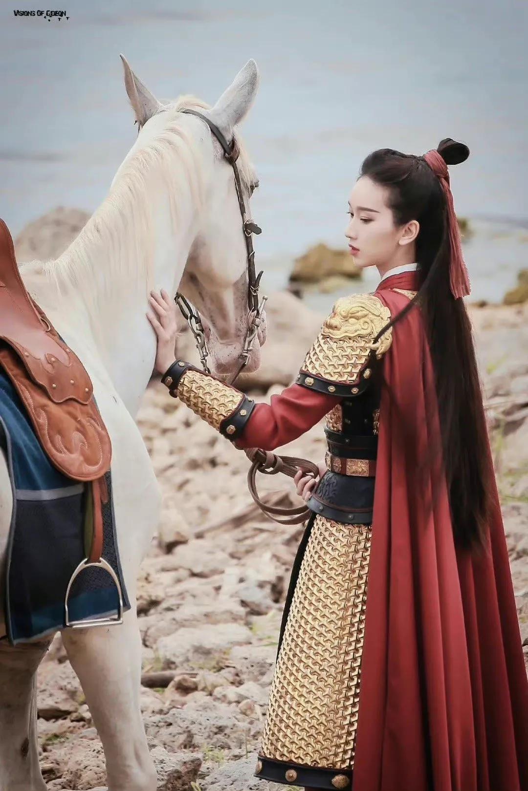 A successful star in transformation—Liu Lingzi - iMedia