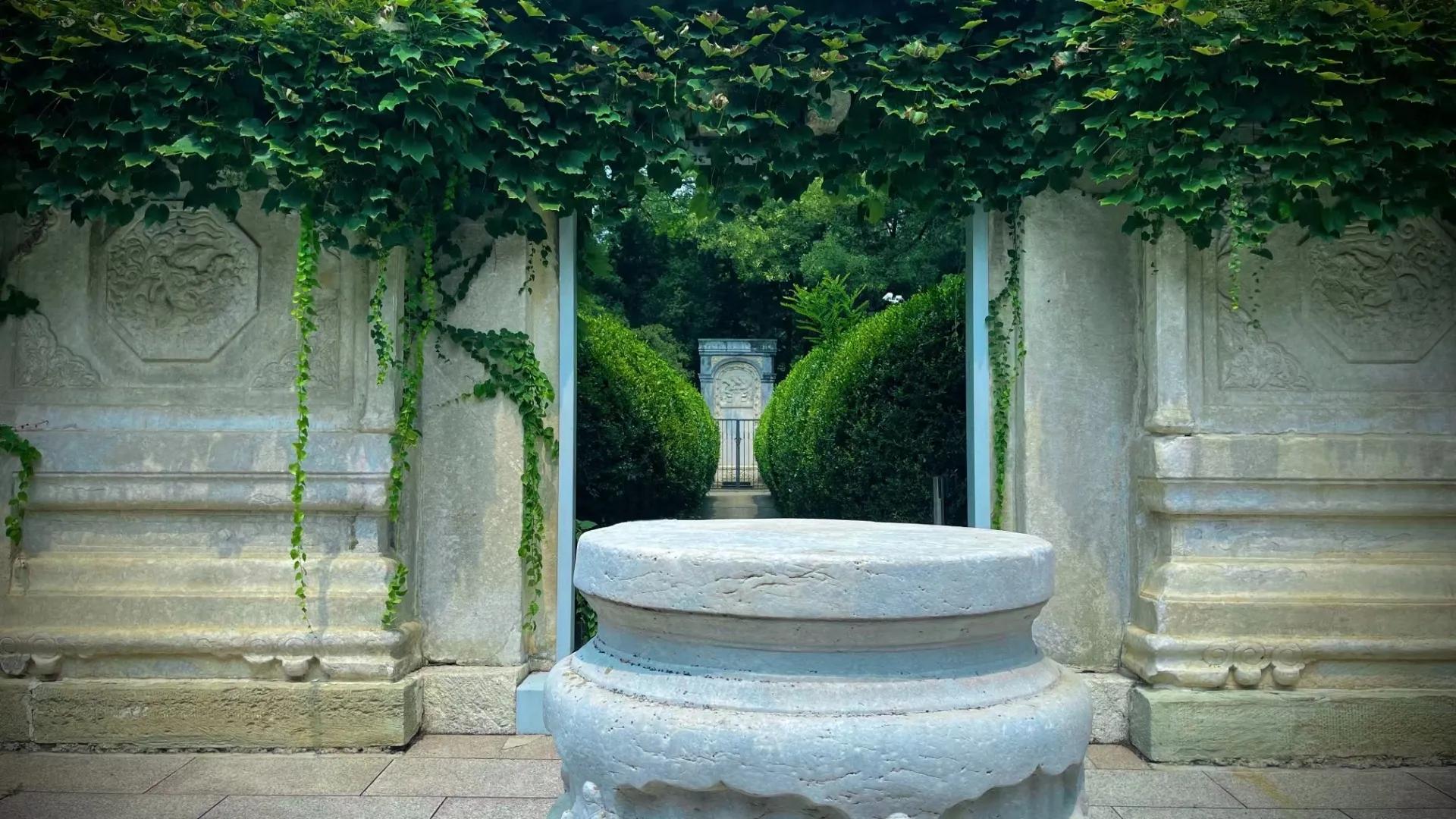 Matteo Ricci's Tomb (Photography) - iNEWS