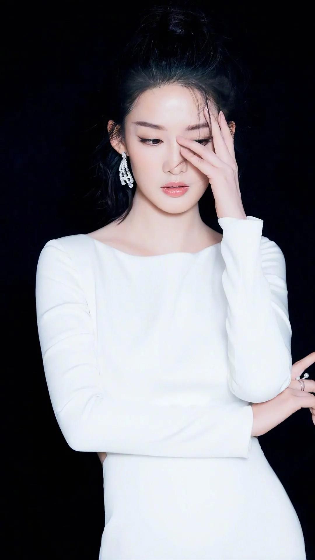 Beautiful Qin Qinzi Li Qin: underwear endorsement pictures, beautiful ...