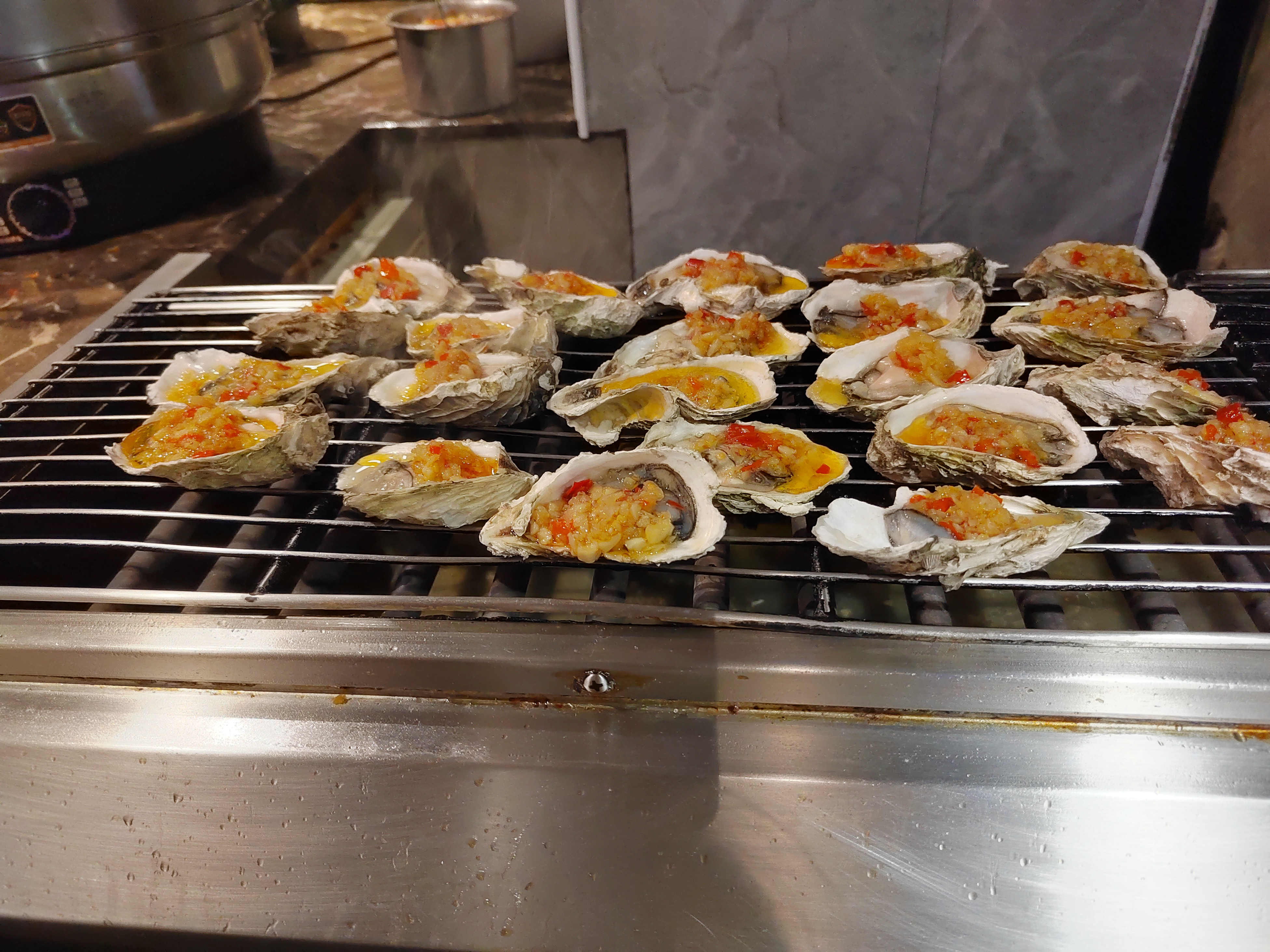 Eat buffet, keep in mind "4 to eat and 4 not to eat", you can pay back ...