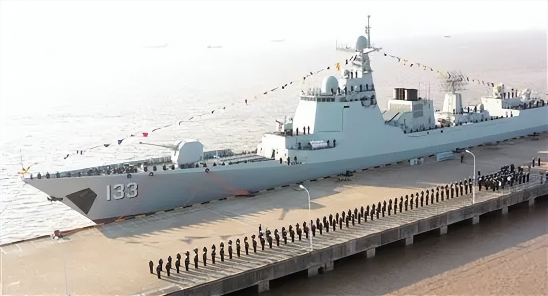Continue to "make dumplings", the tonnage of the Chinese Navy's new ships will still rank first ...
