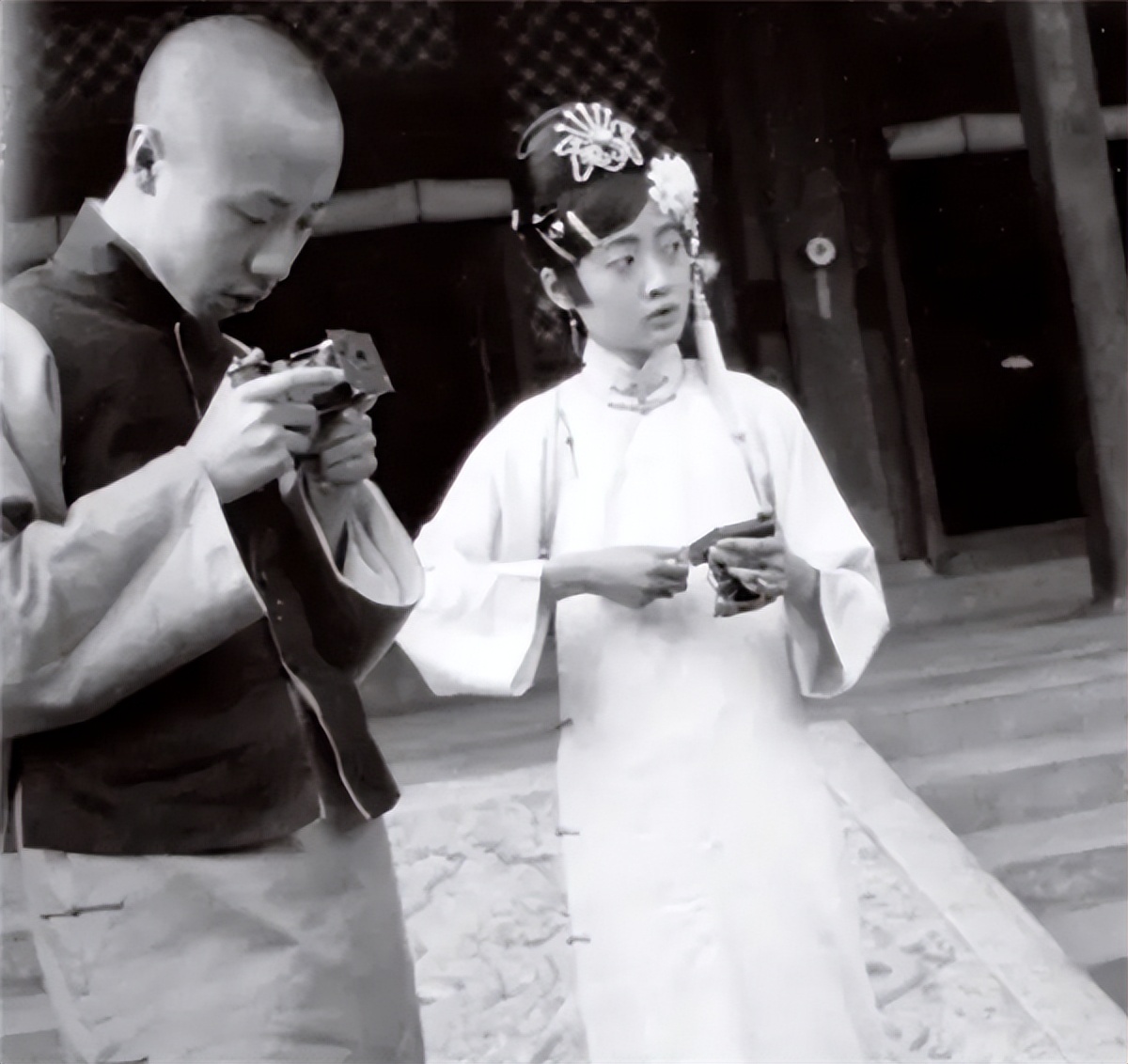 Wanrong was imprisoned in the "pigsty" by Puyi for 10 years. After she ...