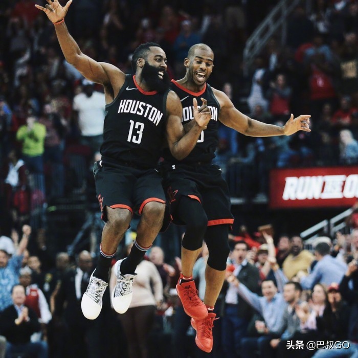 30+4+4!After the game, he gave the credit to Paul, Booker analyzed it ...