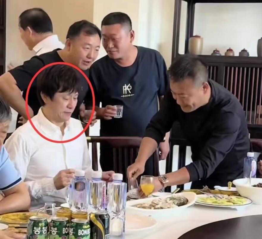 The restaurant dinner party was exposed, and Xie Xiaodong and Zhu ...