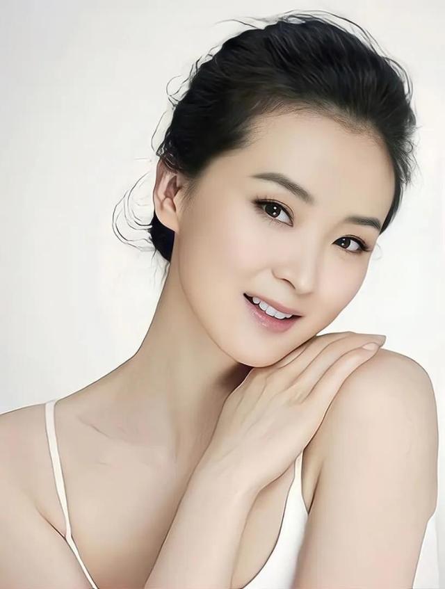 Lovely Wang Yan - iNEWS