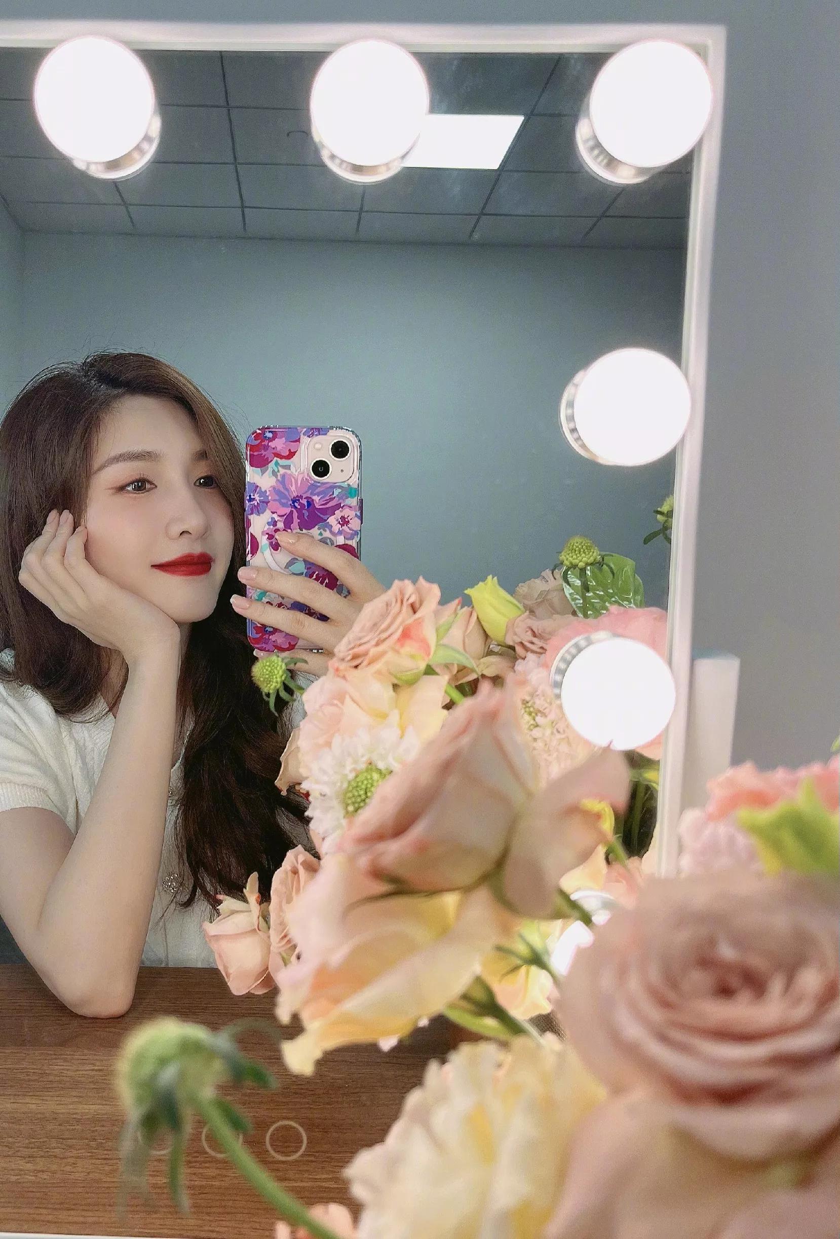 Mobile blockbuster, actresses Peng Xiaoran, Huang Mengying, Yu Wenwen and Jiang Shuying - iNEWS