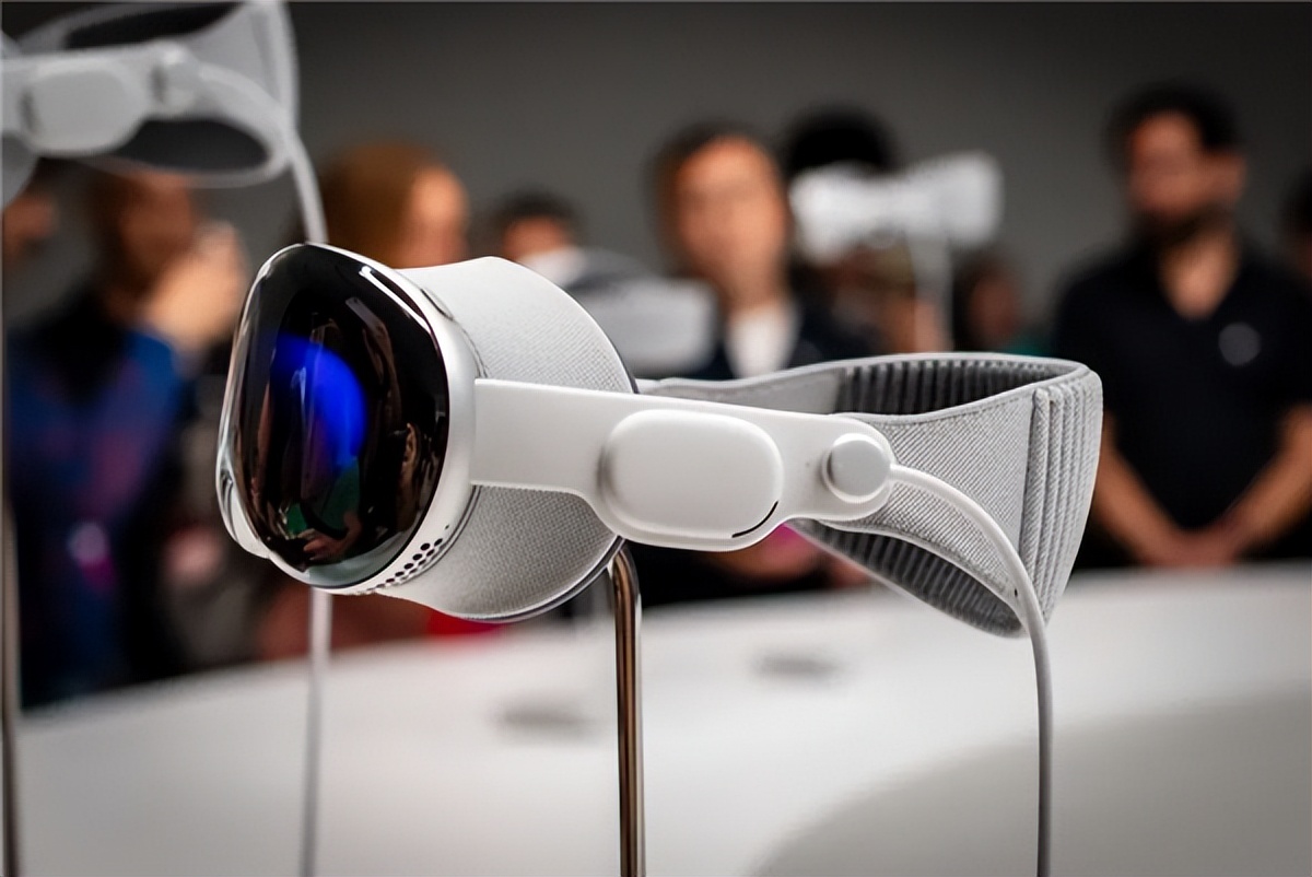 Apple MR glasses are here, is it time to cheer? - iNEWS