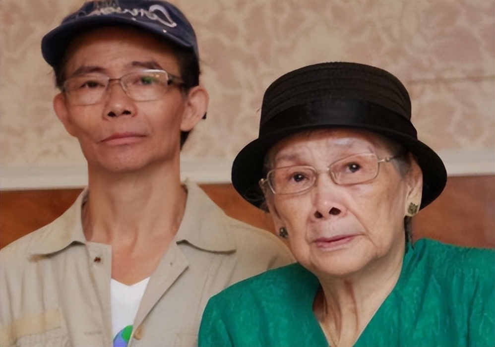 Anita Mui's eldest brother "became a demon" again. He held a press ...