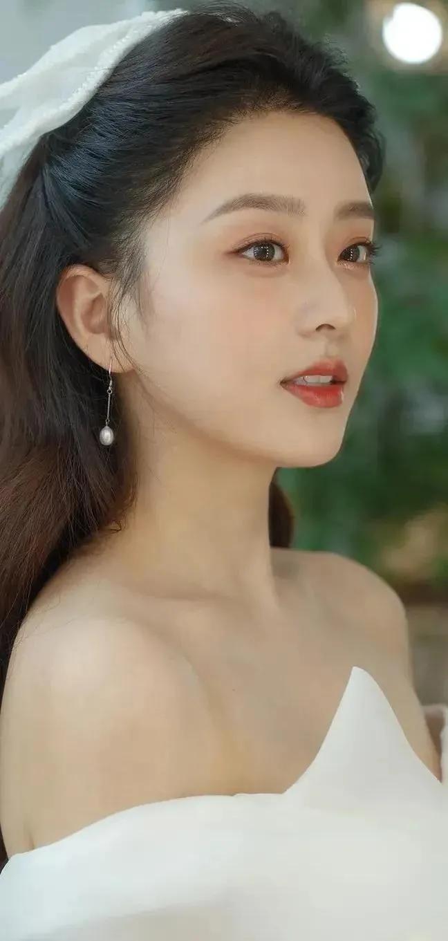 Wang Jiali is so beautiful - iNEWS