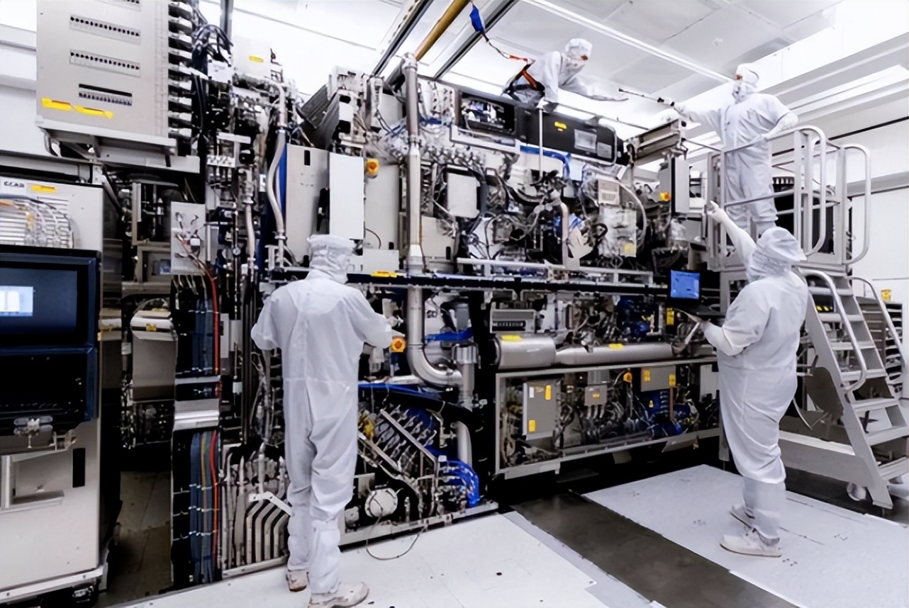 Russia officially launched the lithography machine, Huawei may become ...